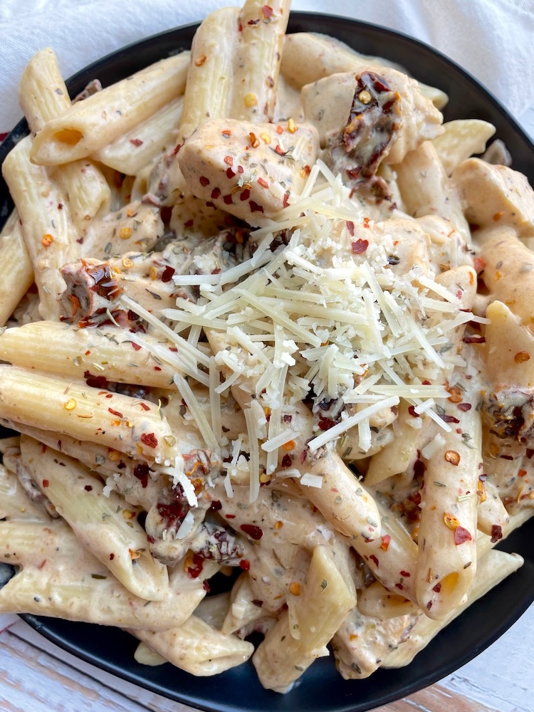 Creamy Sun-Dried Tomato Chicken Pasta Dinner Recipe