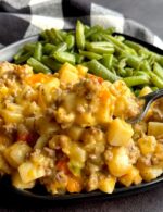 Cheesy Ground Beef & Potato Dinner Casserole